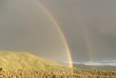 Video: Amazed by a double rainbow – How It Works