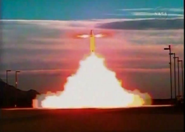 Watch NASA test its launch emergency escape system – How It Works