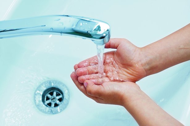 Why does holding your hand under water help if you burn yourself? | How ...